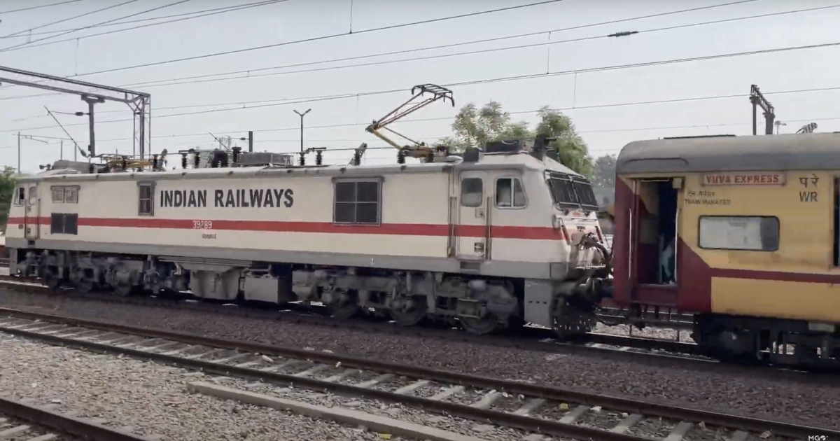 Yuva Express - 12247 - Bandra Terminus - Hazrat Nizamuddin Train # ...